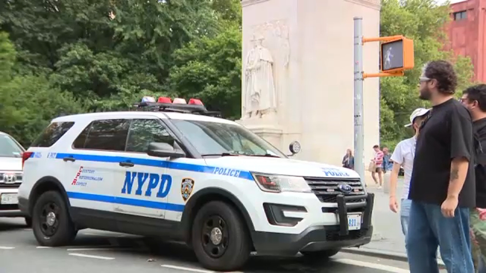 NYC crime: 35-year-old man found stabbed to death inside Washington ...