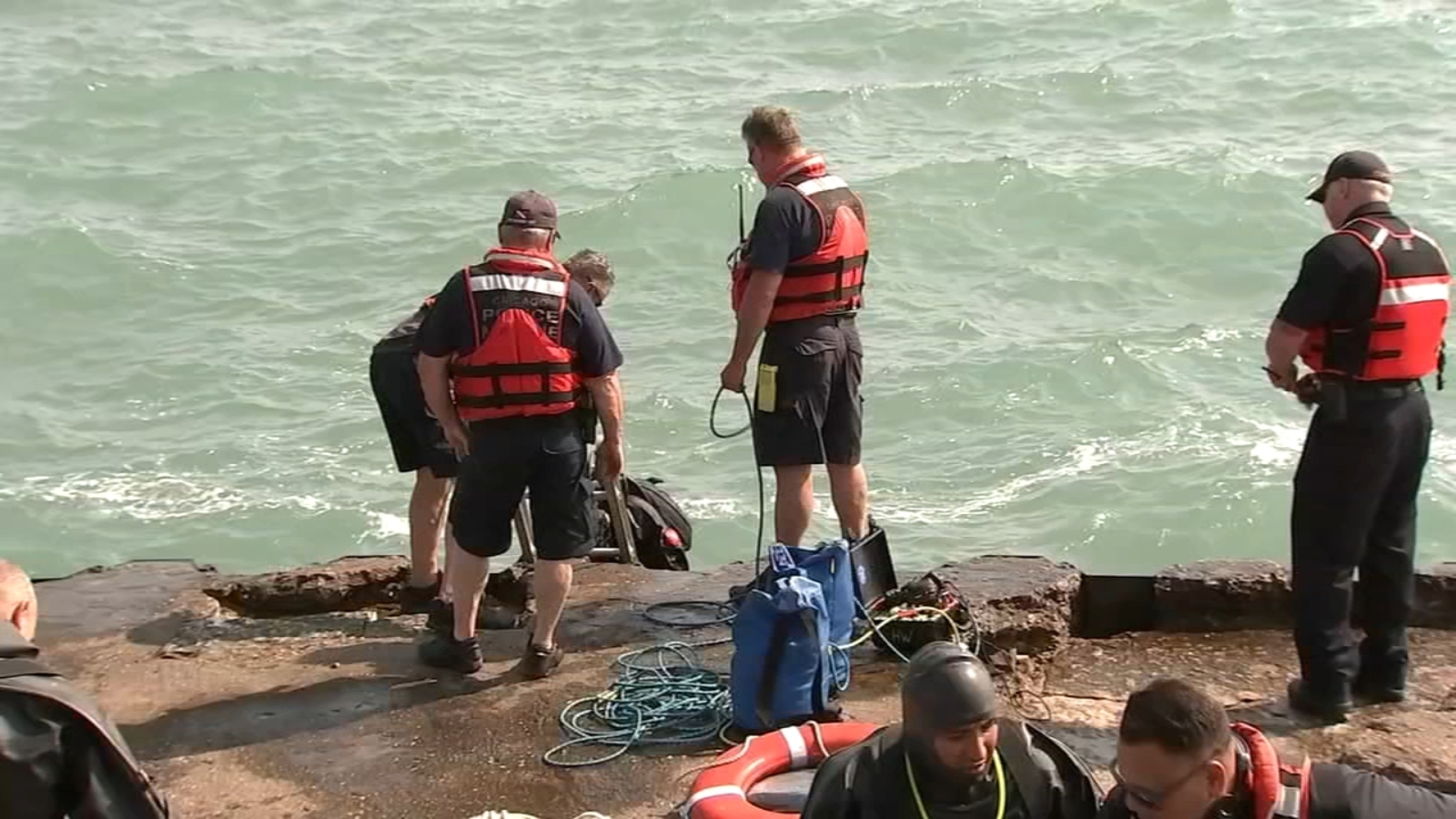 Body pulled from Lake Michigan during search for missing swimmer near ...