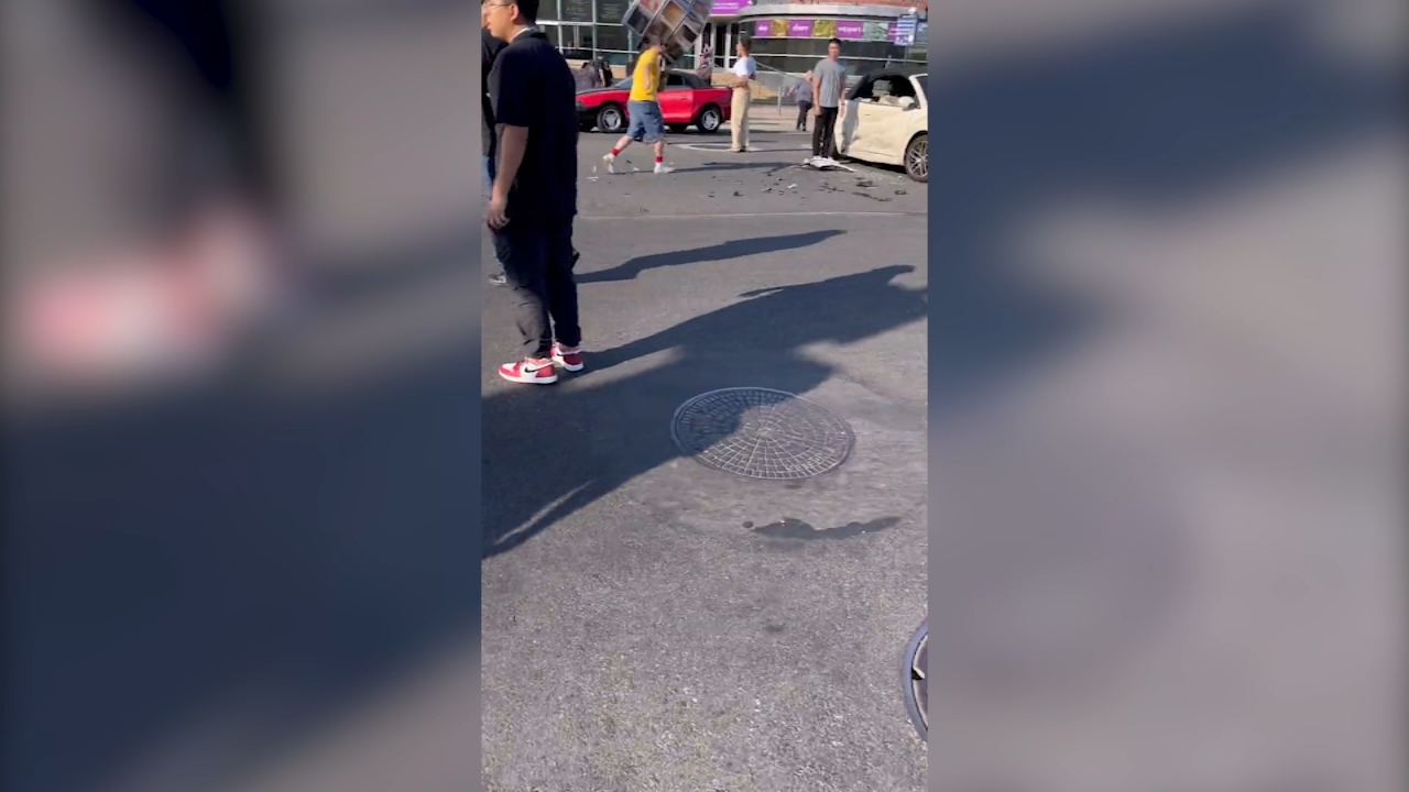 Eyewitness News at 11pm - December 7, 2022 - ABC7 Los Angeles