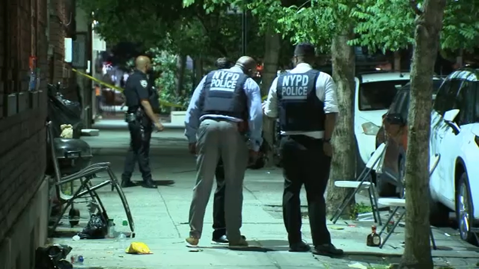 NYC crime: 3 men hurt in Bronx triple shooting; police searching for ...
