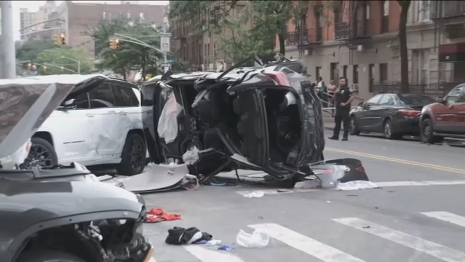 NYC traffic: 2 dead, 4 injured in multi-vehicle crash in Washington ...