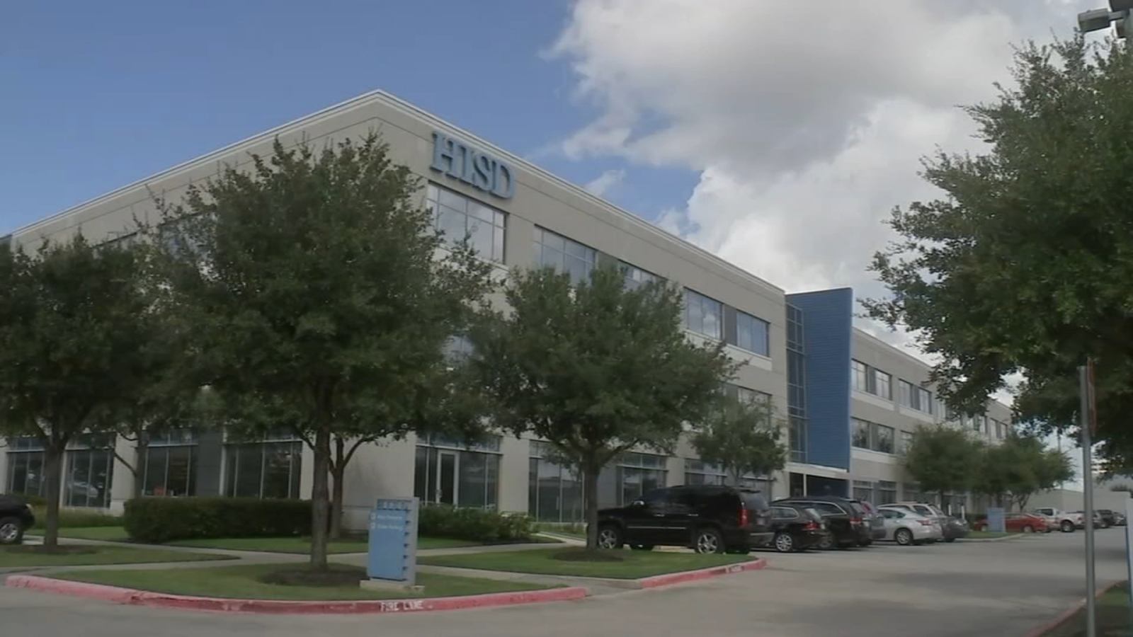 Educators working for Texas' largest school district didn't get paid on ...