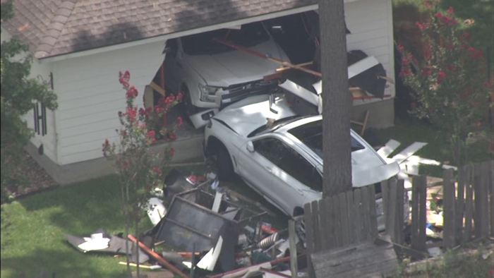 Car Into Building - ABC13 Houston