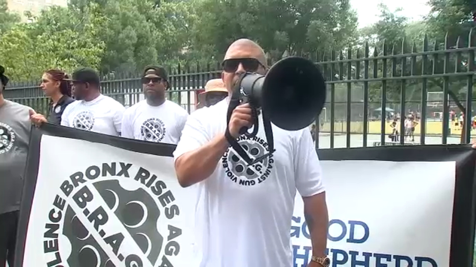 NYC crime: Quadruple shooting at St. James Park in the Bronx ignites ...