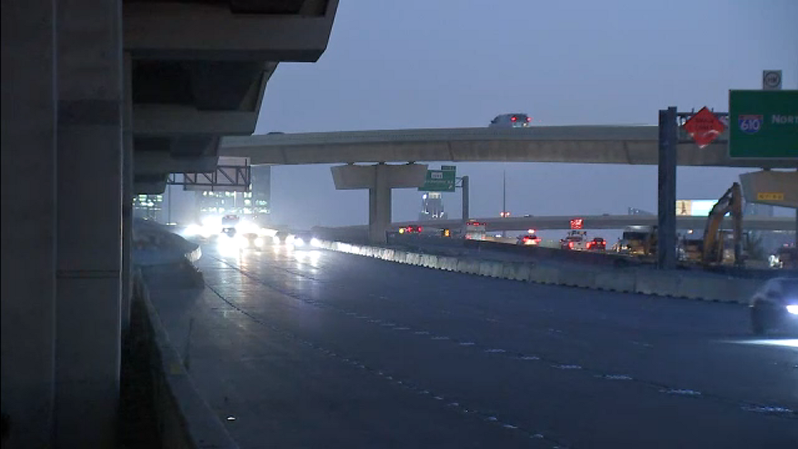 Houston traffic: I-610 West Loop bridge southbound over I-69 Southwest ...