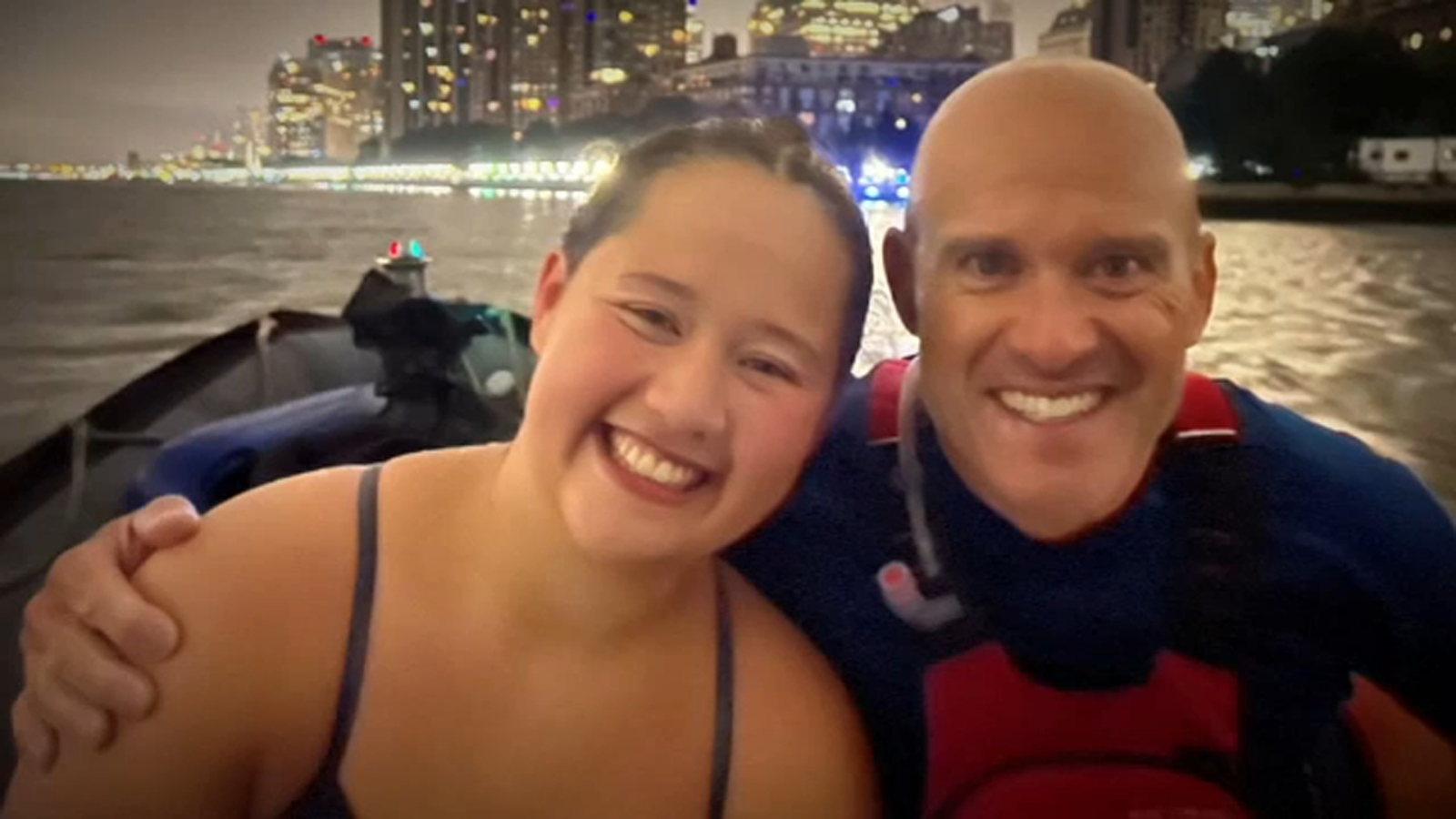 15-year-old Maya Merhige completes 28.5 mile swim around Manhattan ...