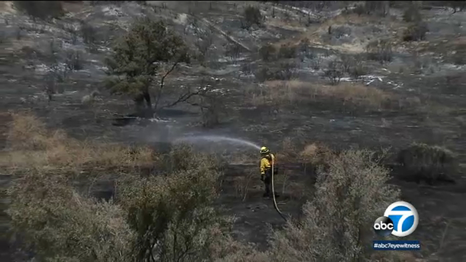 Riverside County wildfires: Rabbit Fire now 35% contained, has burned ...