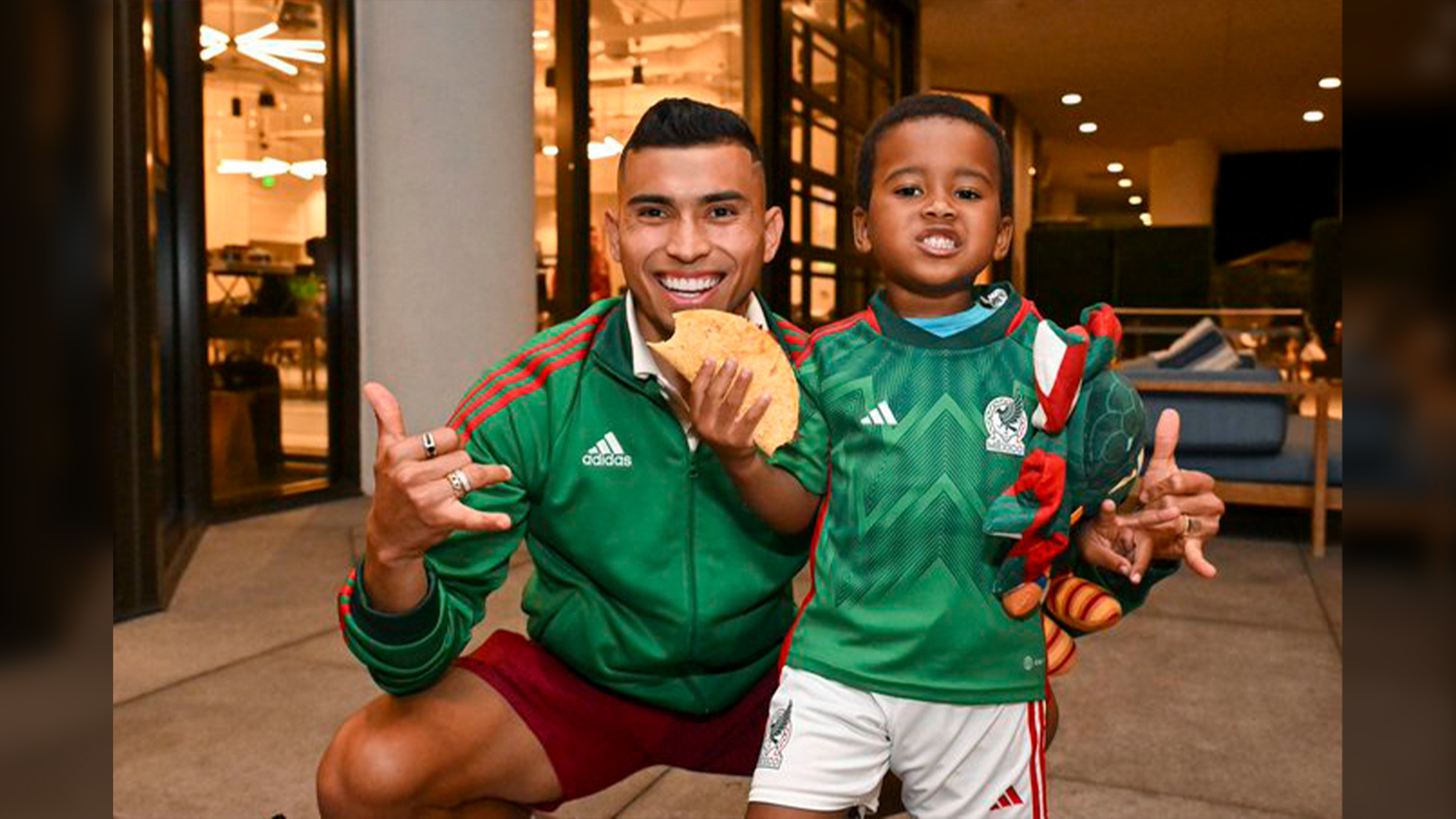 Selección Nacional de México sorprende a Xavian de 4 años quien 'quiere ...
