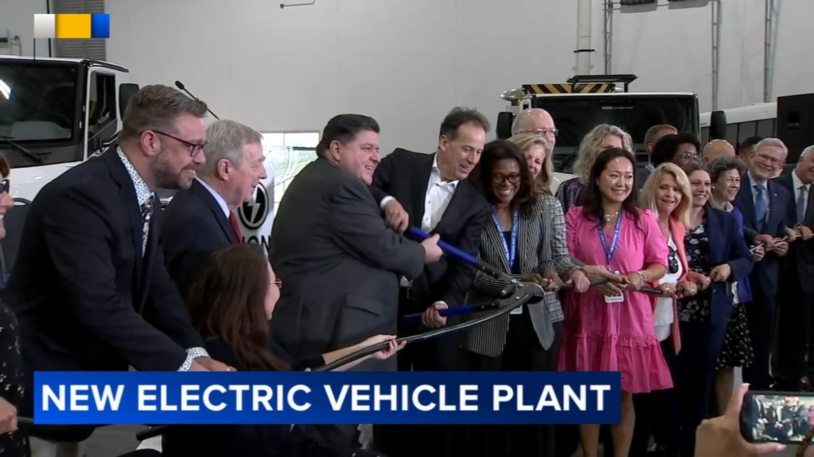 Lion Electric opens plant making electric vehicles, including school ...