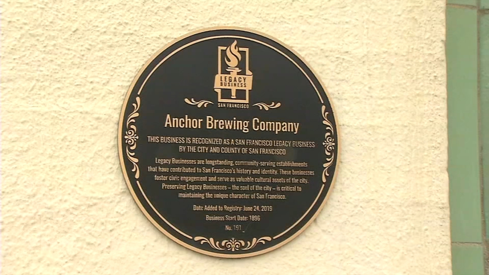 Workers looking to buy San Francisco's Anchor Brewing Co. as co-op ...