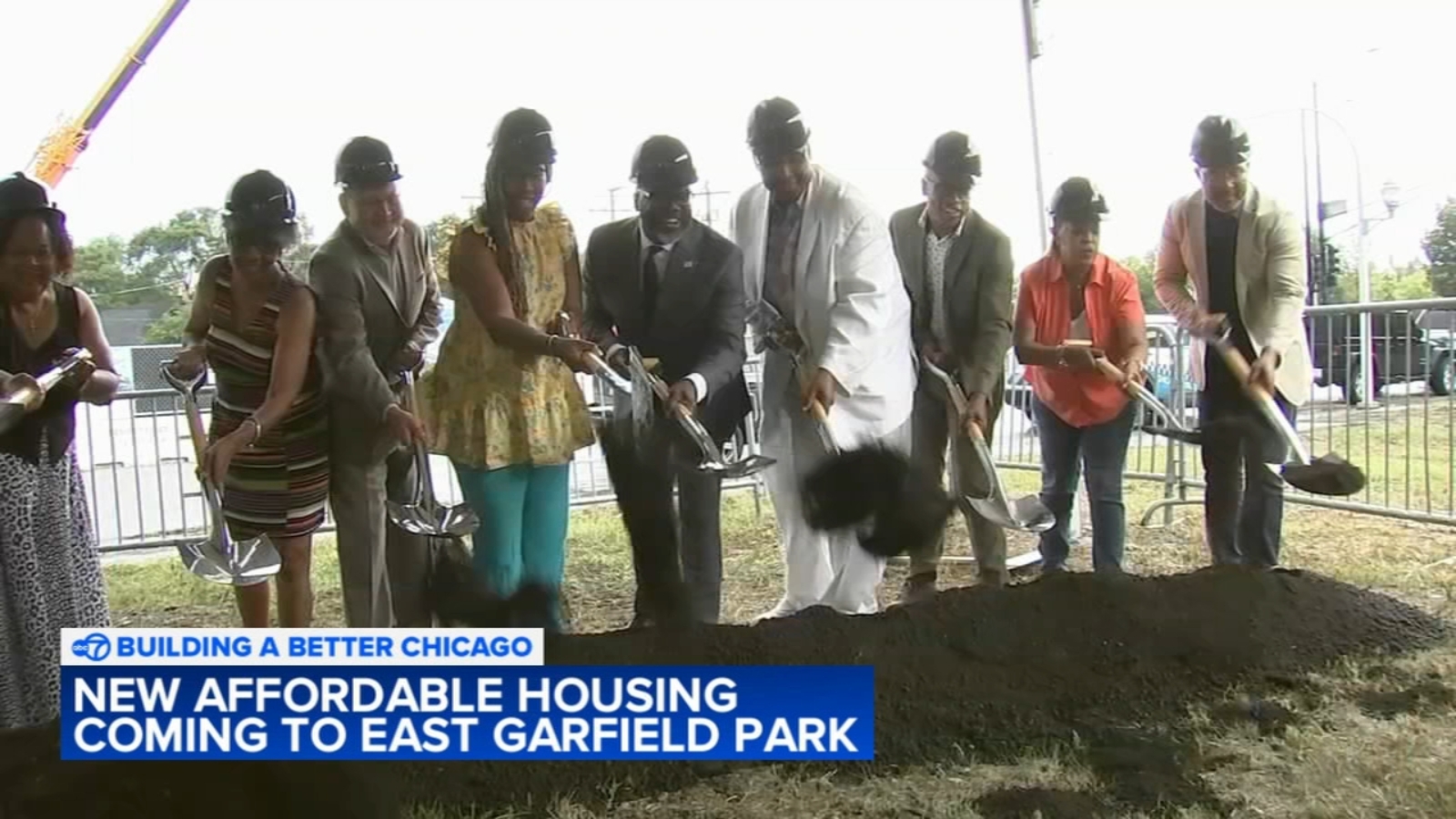 Chicago breaks ground on new Fifth City Commons affordable housing ...