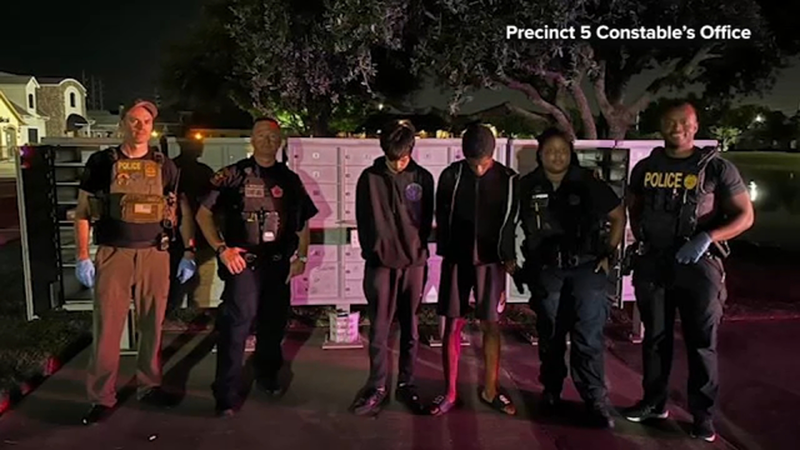 Katy mail theft: Suspects caught with hands in mailbox as deputies were ...