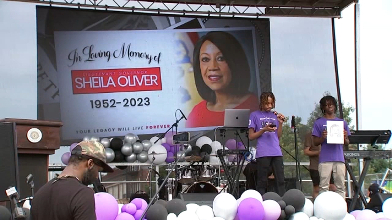 East Orange students pay homage to late NJ Lt. Governor Sheila Oliver ...