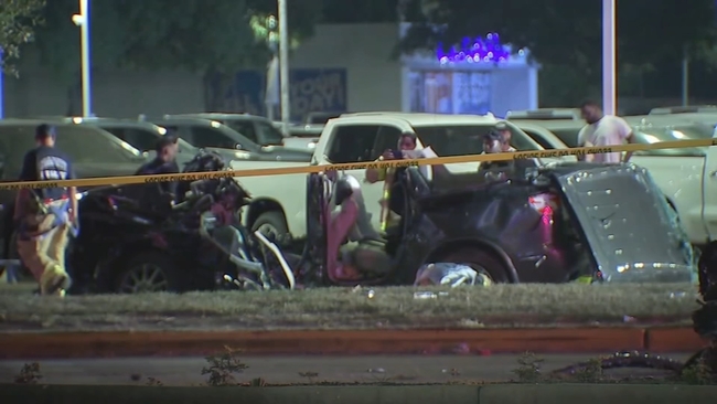 Houston police chase crash: Video shows HPD officers speed through red ...
