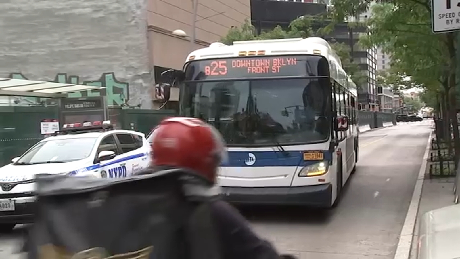 MTA to expand teams of officers tackling fare evasion on buses - ABC7 ...