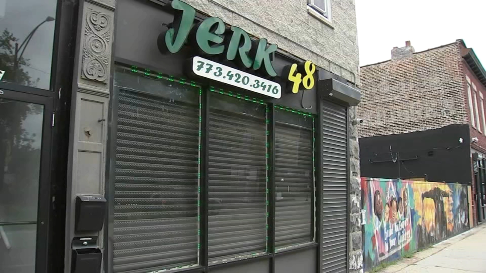 Early Walker encouraging businesses like Jerk48 Woodlawn to hire young ...