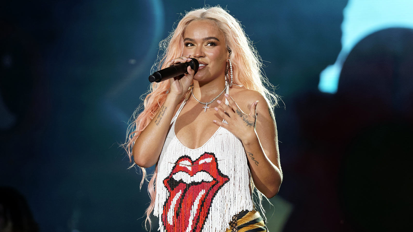 Karol G rompe récords musicales con mayor cantidad de entradas en la lista Hot Latin Songs, dice ...