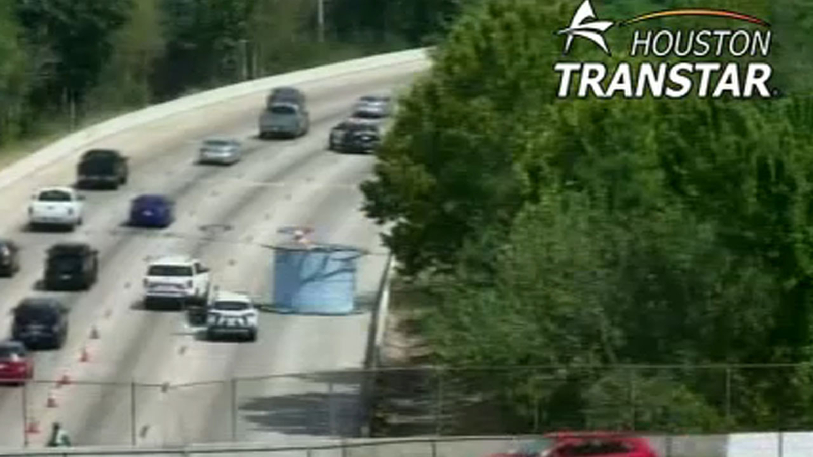 Houston spool: Lost load blocks 2 right lanes of I-10 Katy Freeway ...