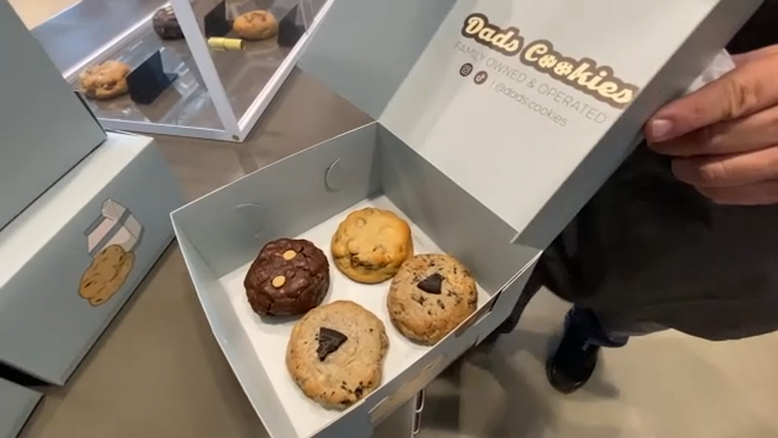 Dads Cookies serving up gourmet treats at new Lemoore location - ABC30 ...