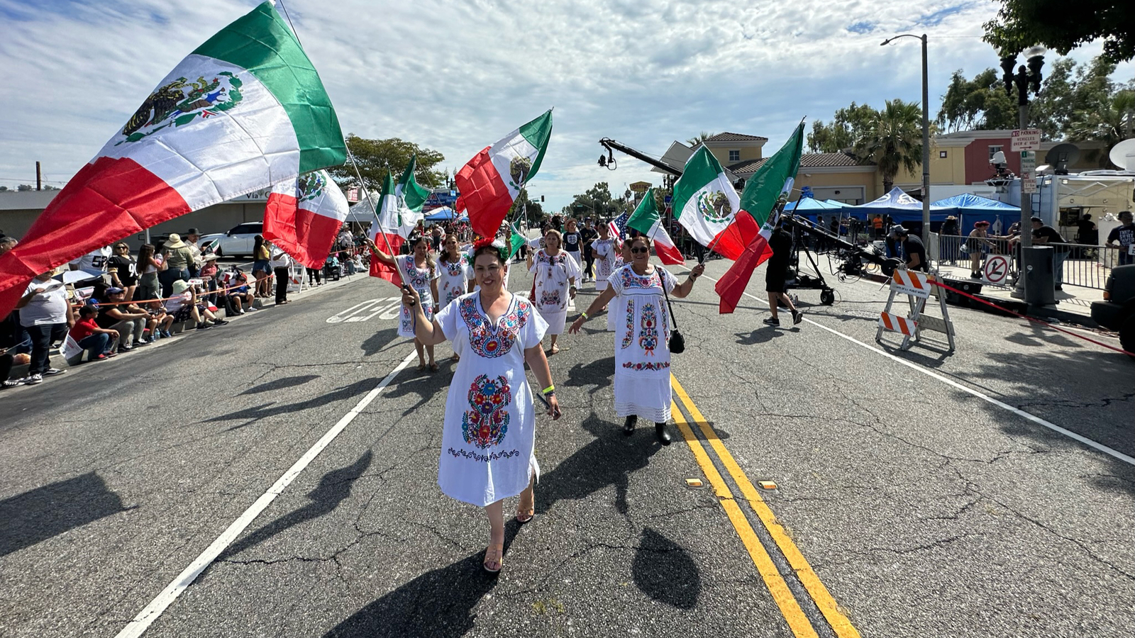 Fotografías: Desfile del Día de la Independencia de México en el Este ...