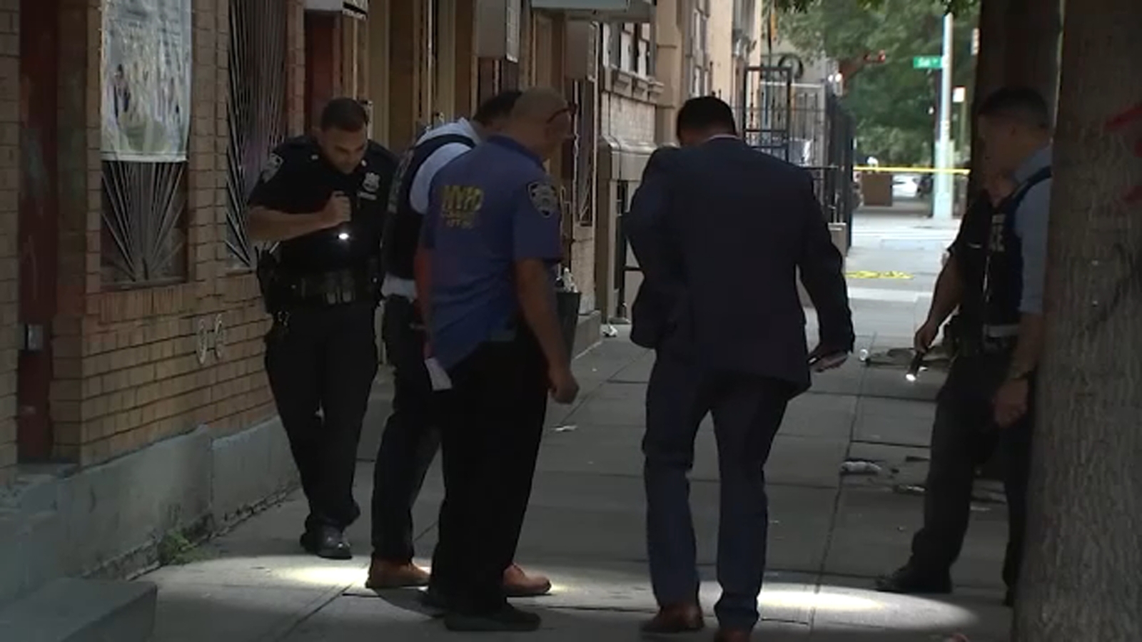 NYC crime: 8-year-old shot while walking with grandmother in Mott Haven ...