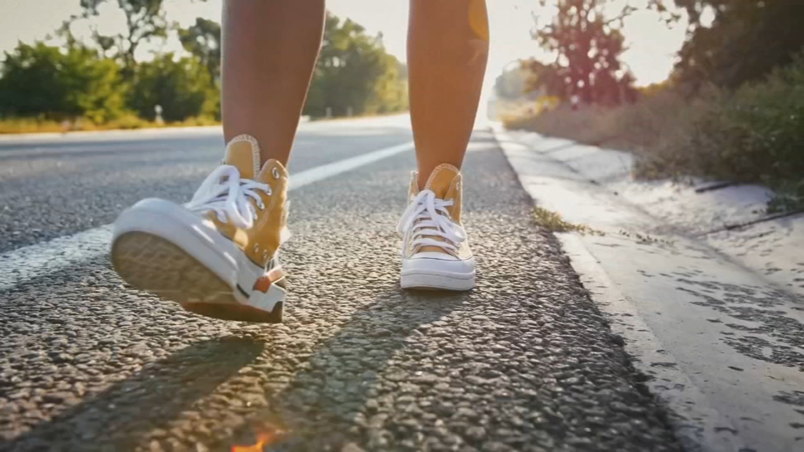 'Silent Walking' trend taking TikTok by storm not just for physical ...