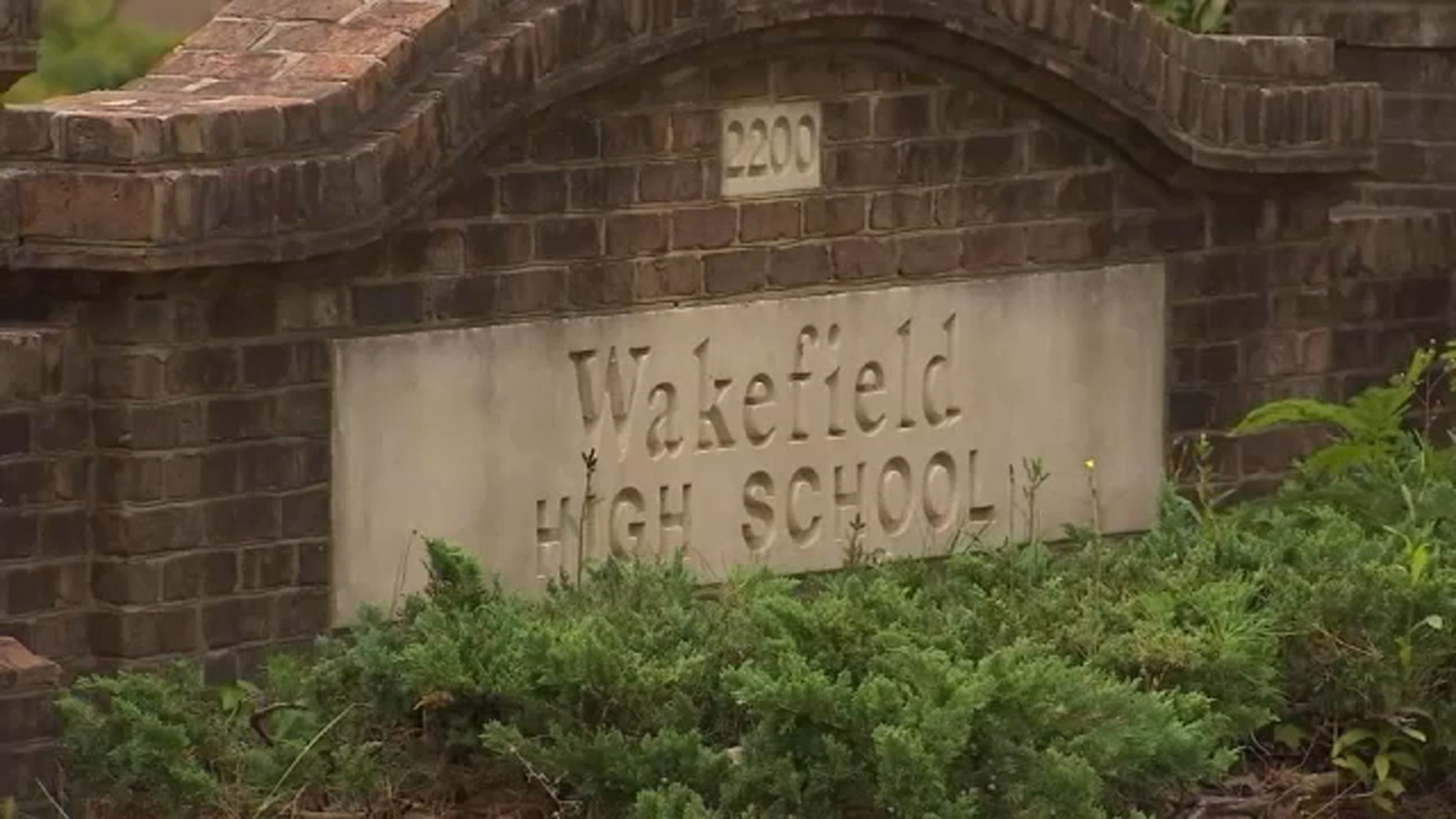 Wakefield High goes into Code Red after gun scare on campus - ABC11 ...