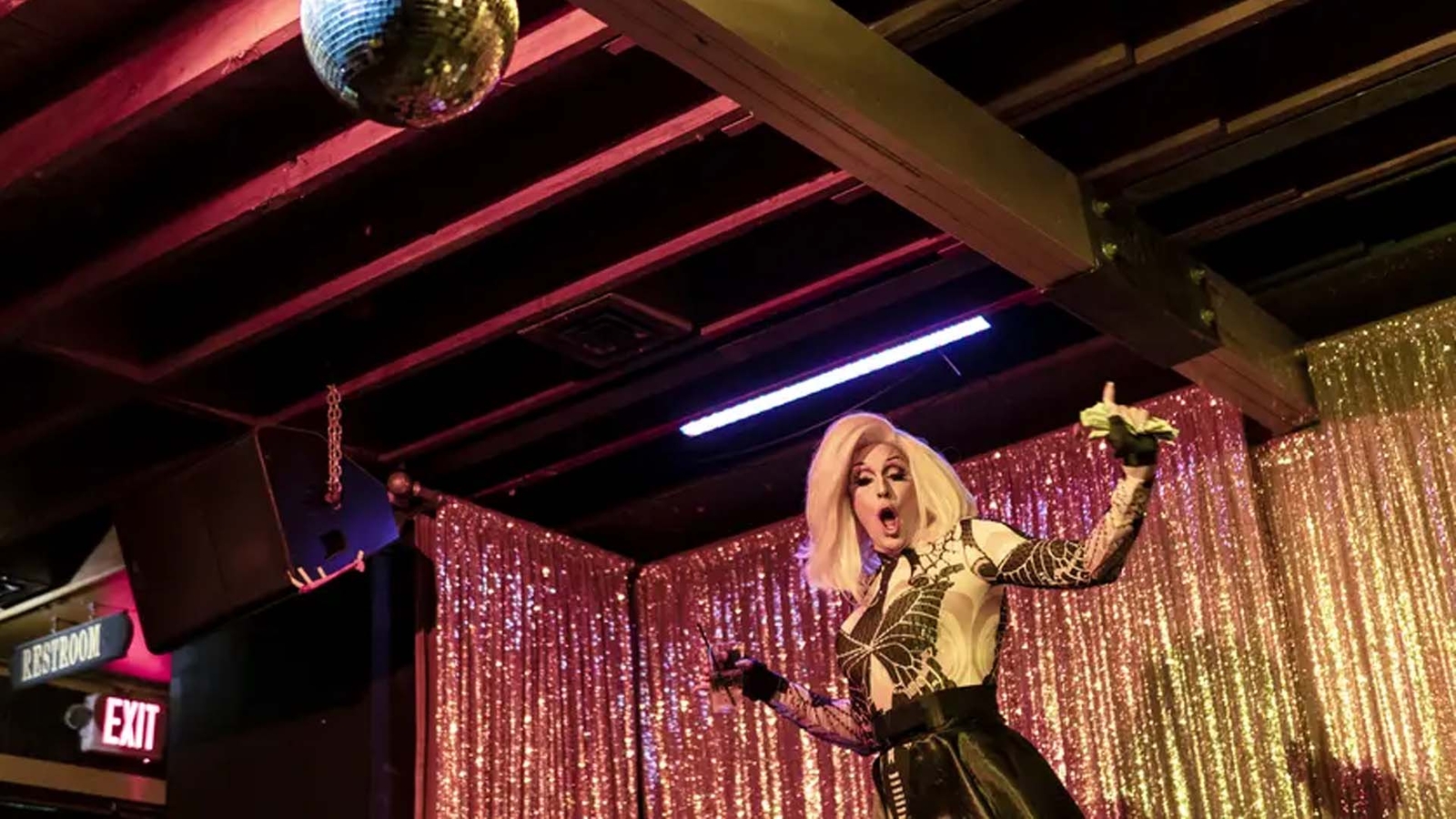 Texas law that restricted drag shows declared unconstitutional - ABC7 ...