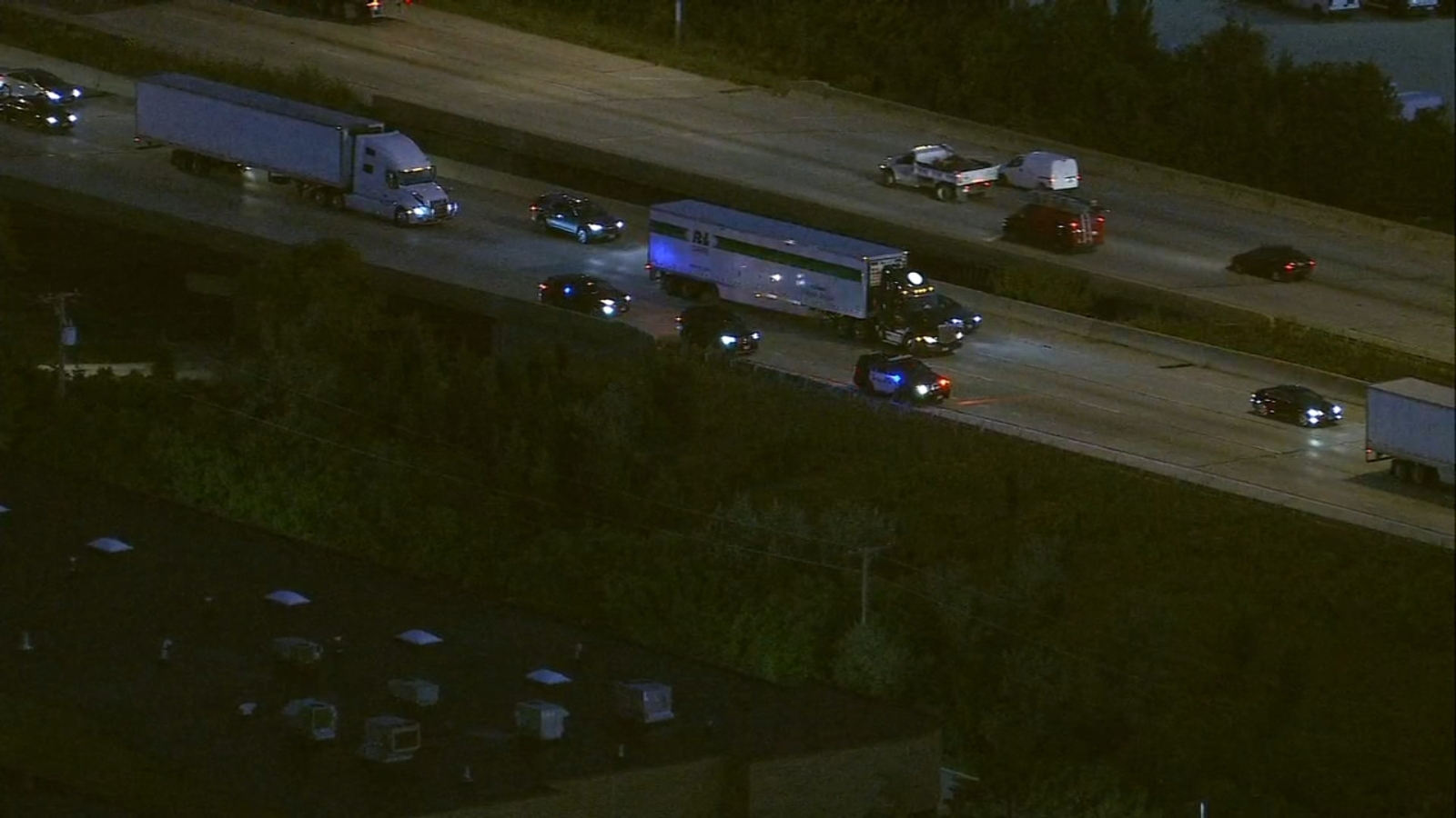 Elmhurst police search for car burglary suspects after crash on Route ...