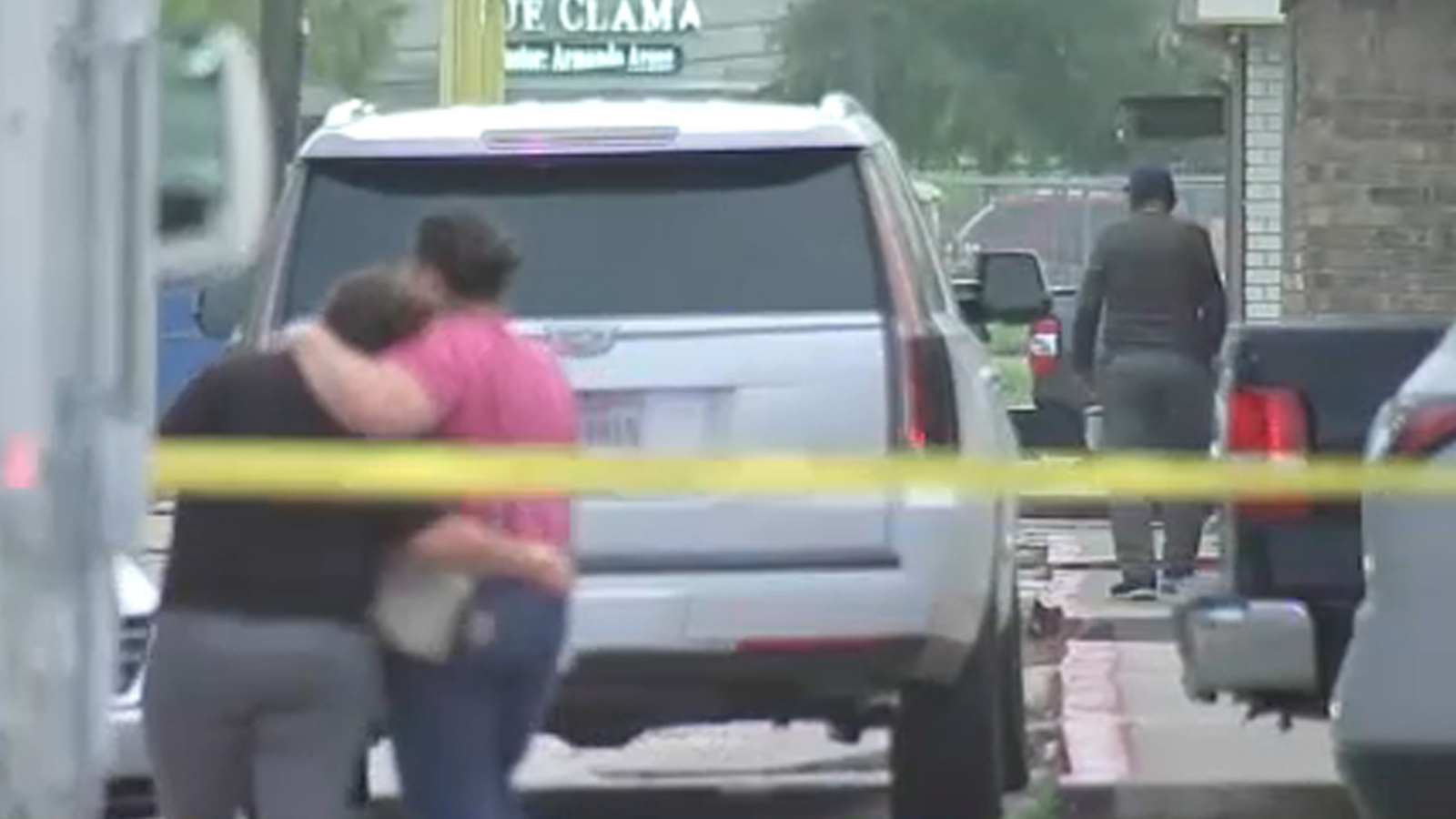 Man shot and killed in apparent home invasion at apartment on Garner ...