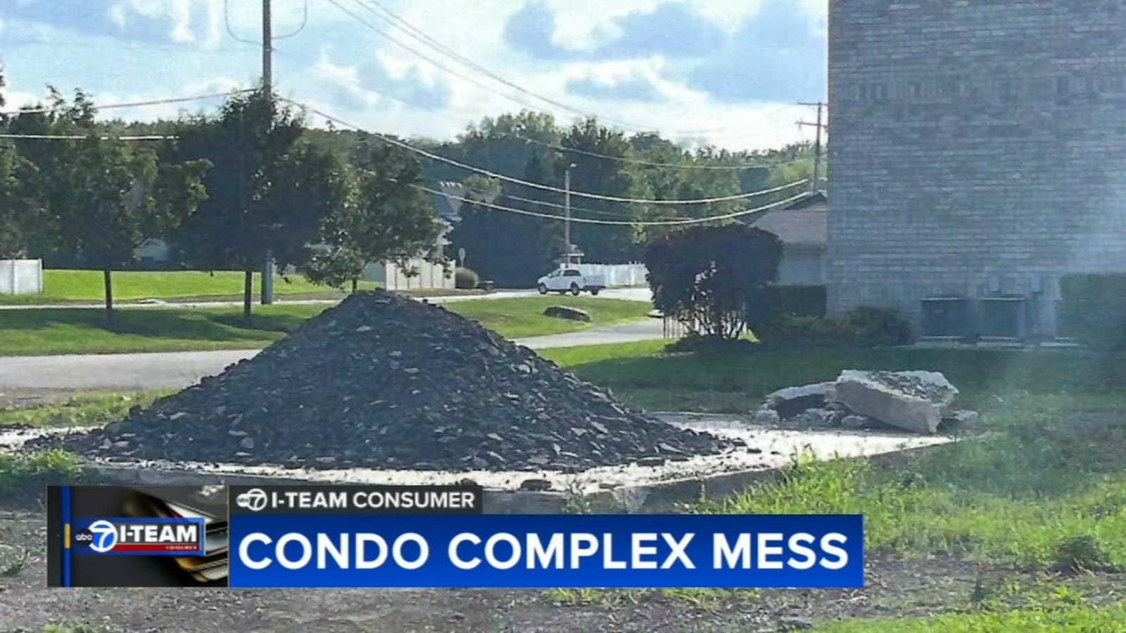 Crestwood's Crestpoint Condominium senior citizen complex residents say ...