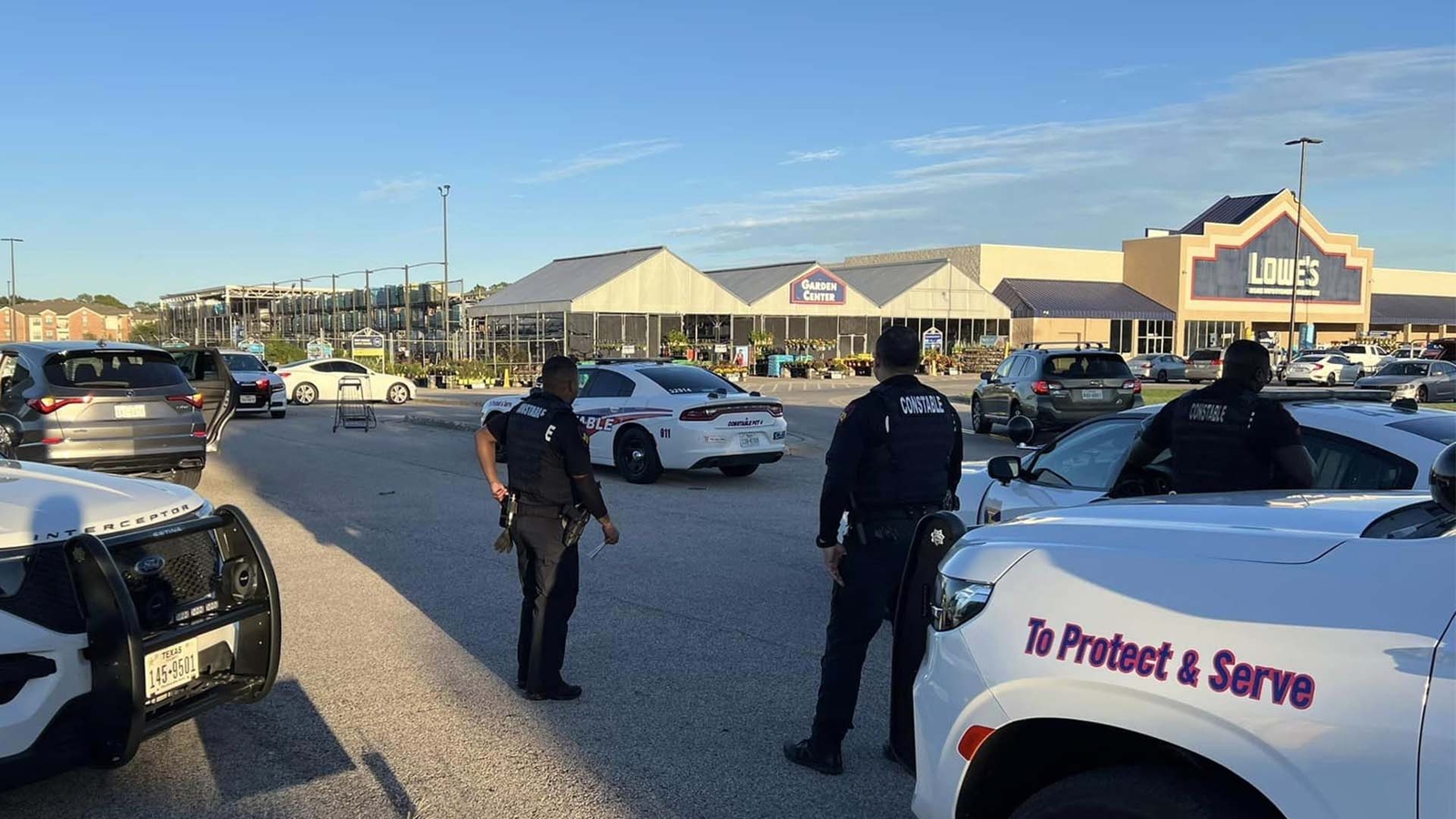 Lowe's shooting: 16-year-old with special needs shoots sister after ...