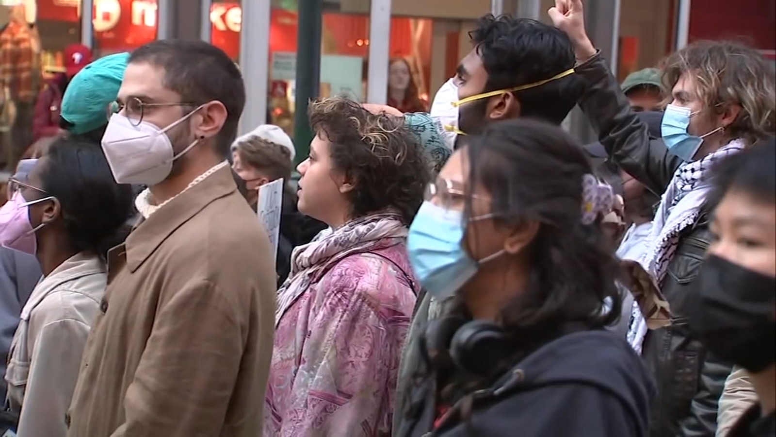 Demonstrators on both sides of Israel-Hamas war hold rallies across ...