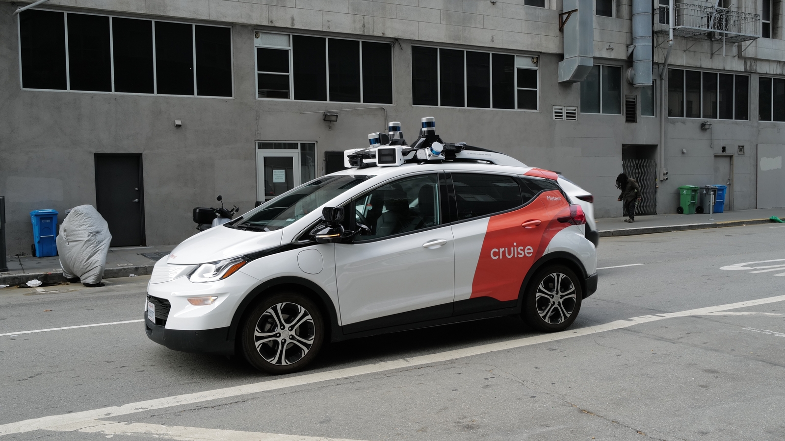 California DMV suspends driverless Cruise permits due to public safety ...