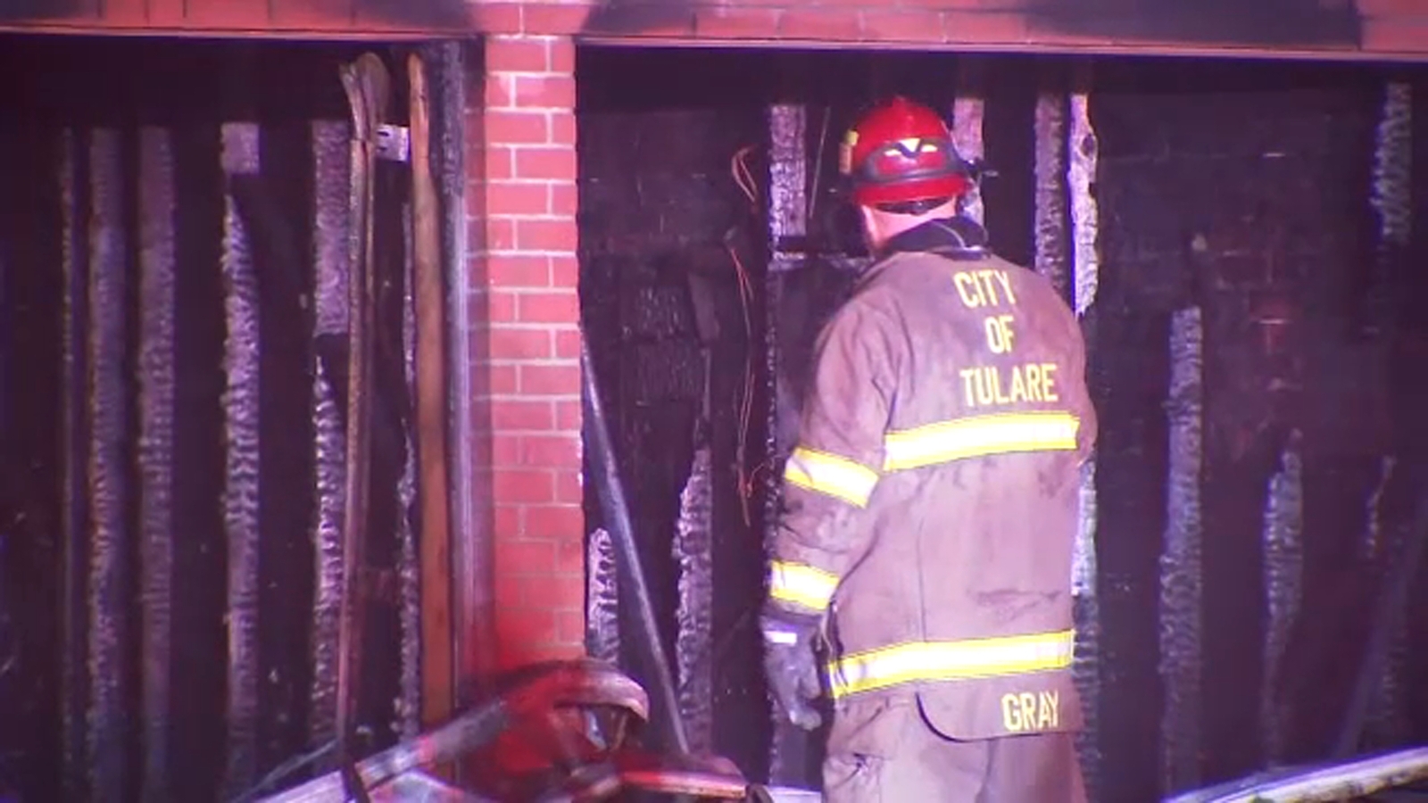 Flames break out inside garage of Tulare home - ABC30 Fresno