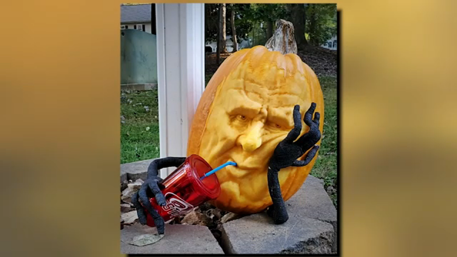 Halloween Fun | Master pumpkin carver Jim Billie's labor of love awes ...
