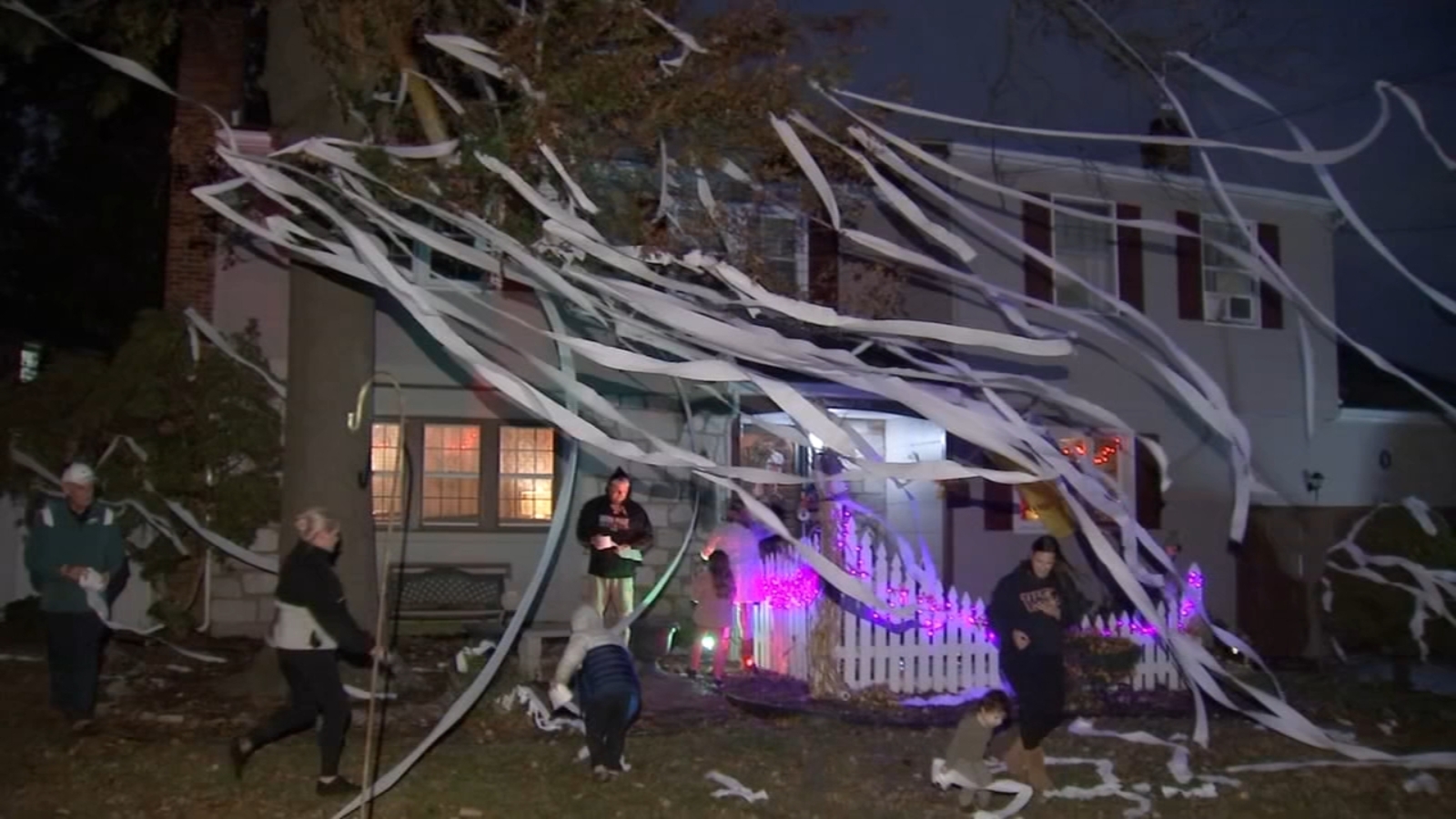 Bush family from Cherry Hill, New Jersey makes fun tradition TP'ing ...