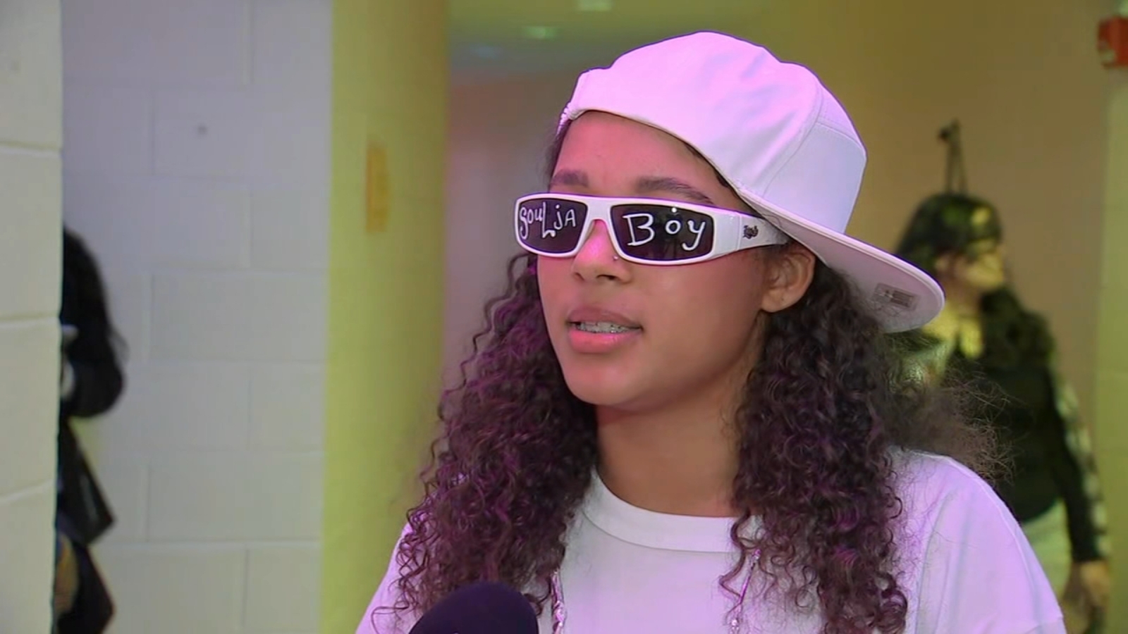 Philadelphia high school students celebrate Halloween with costume ...