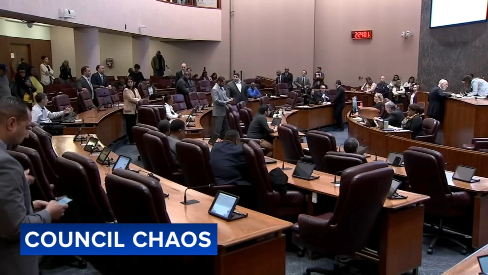 Migrants In Chicago City Council Meeting On Sanctuary City Status