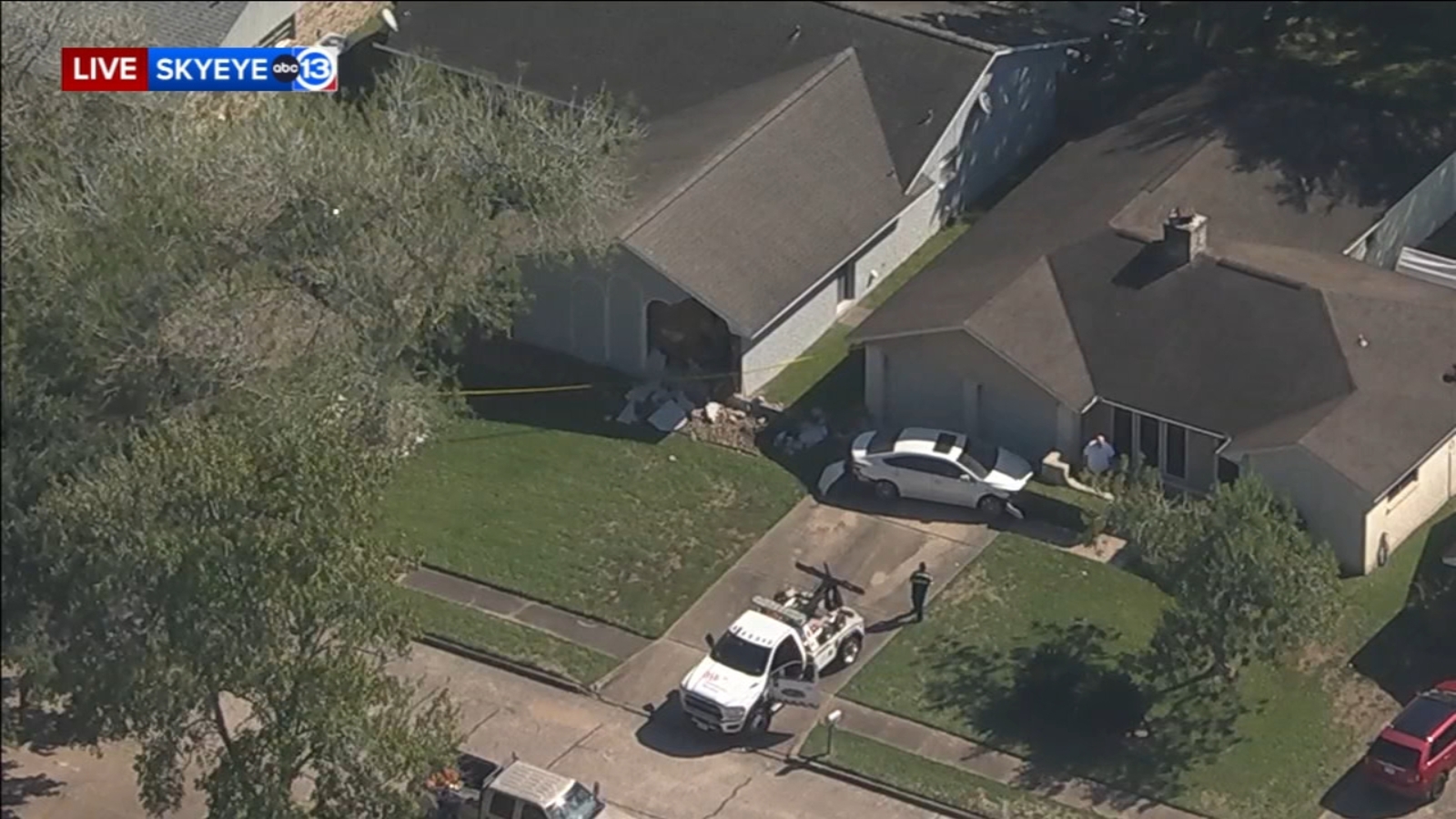 Friendswood Car Into House Police Say Driver Suffered Medical Episode