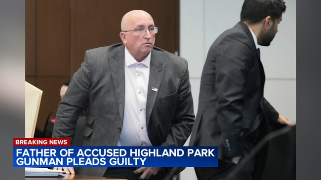 Robert Crimo Jr. trial: Father of Highland Park shooting suspect pleads ...