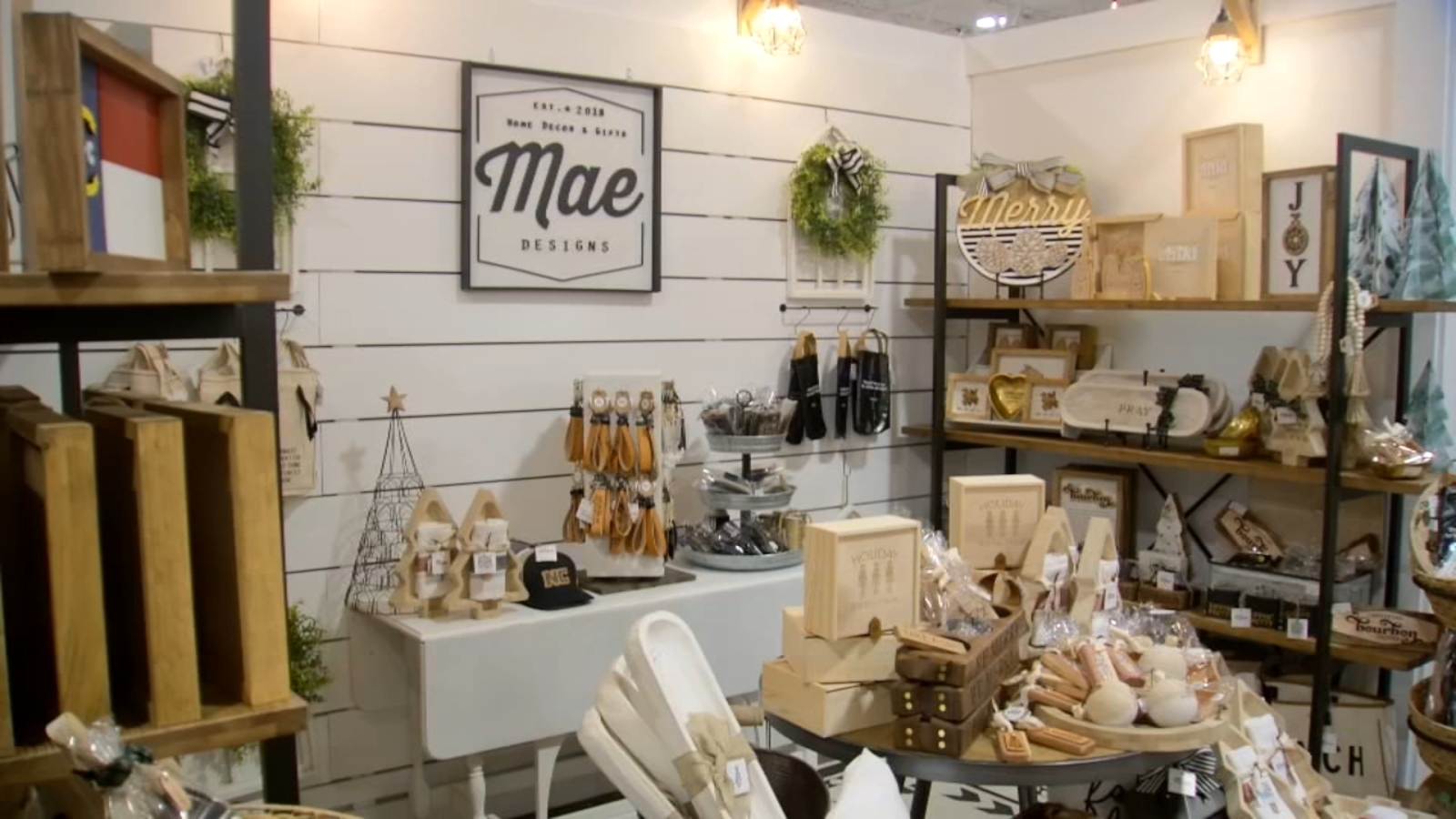 Mae Designs: 2023 Raleigh Christmas Parade local business feature ...