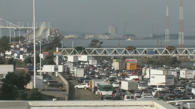 Bay Bridge protest: Around 80 protesters calling for cease-fire ...