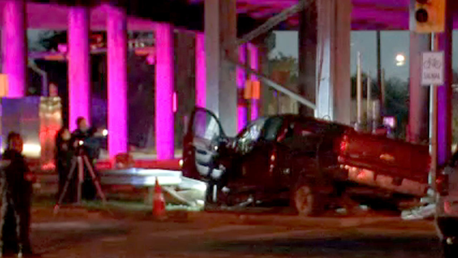 Houston chase death: Pickup driver killed when vehicle slams into ...
