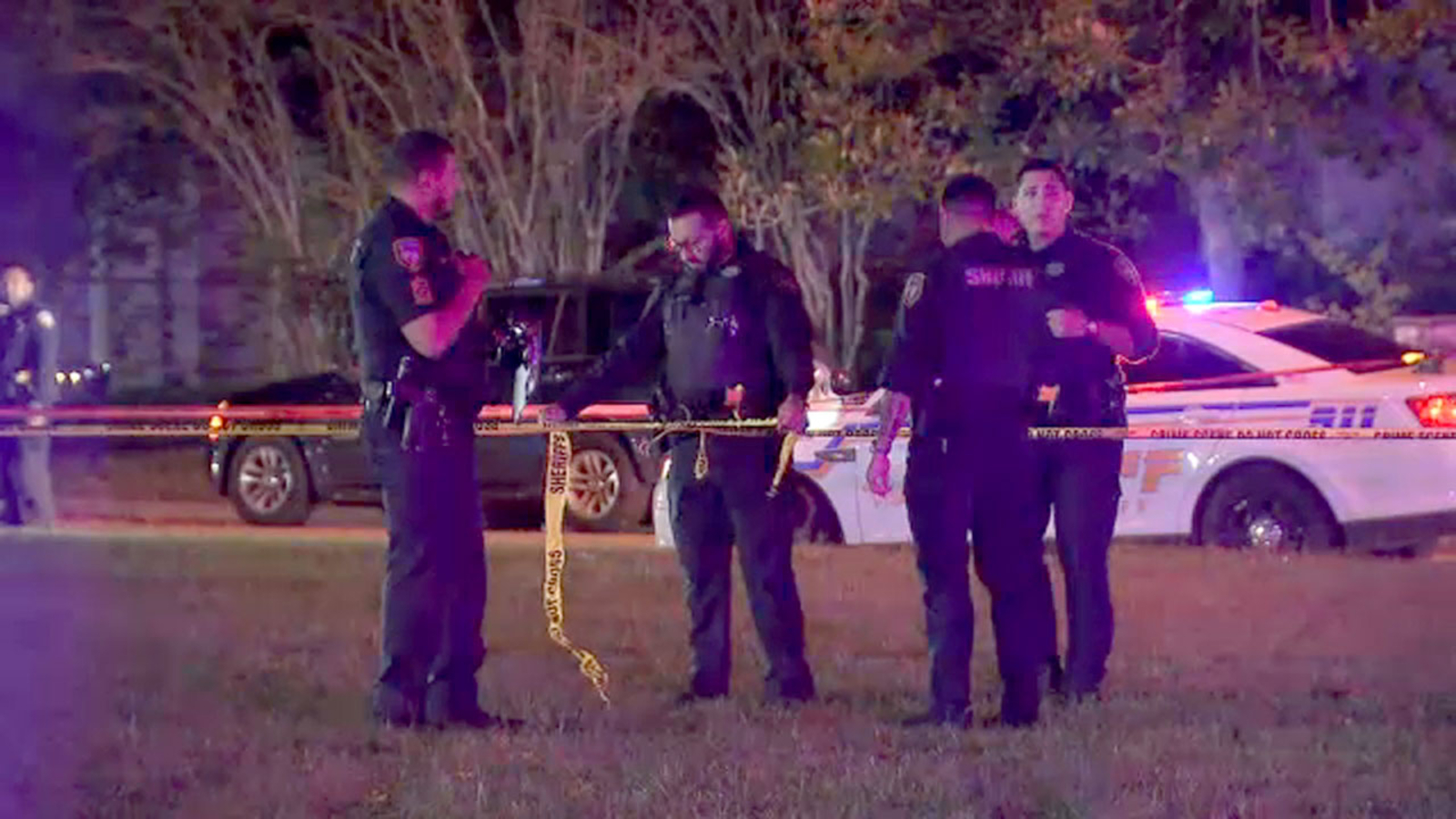 Double shooting: Harris County Sheriff's Office responding to 6800 ...