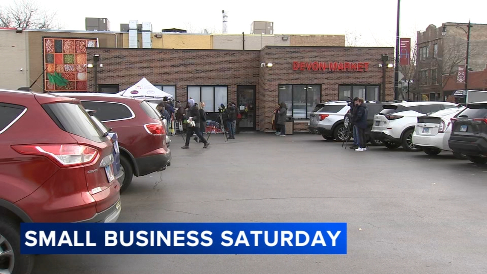 Small Business Saturday 2023 kicks off in Chicago, suburbs to help ...