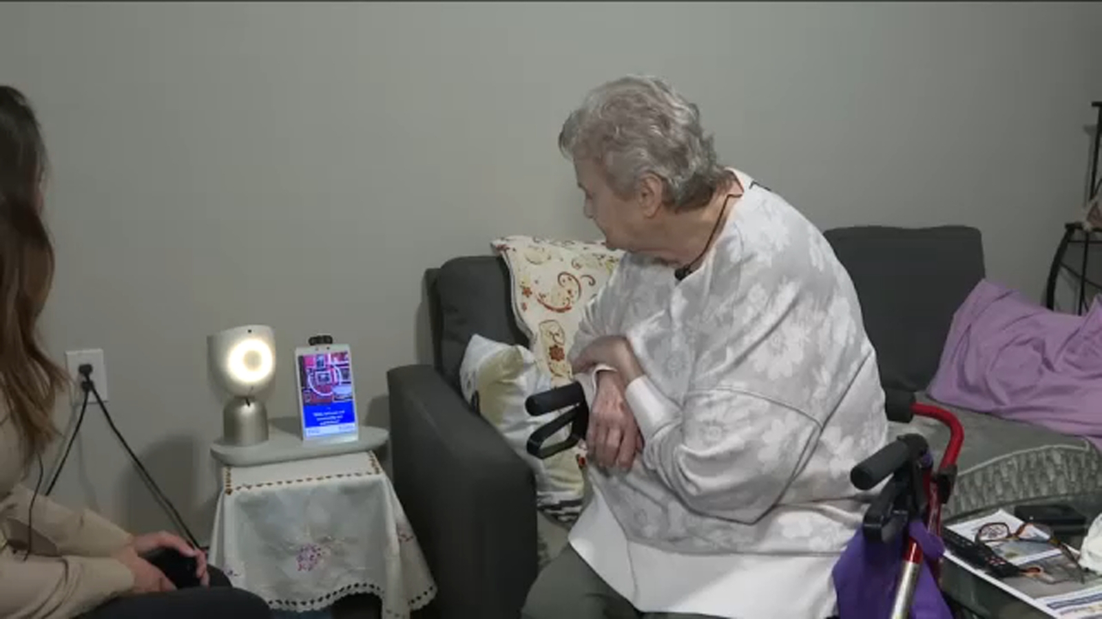 Seniors using AI robots to combat loneliness, use for companionship ...