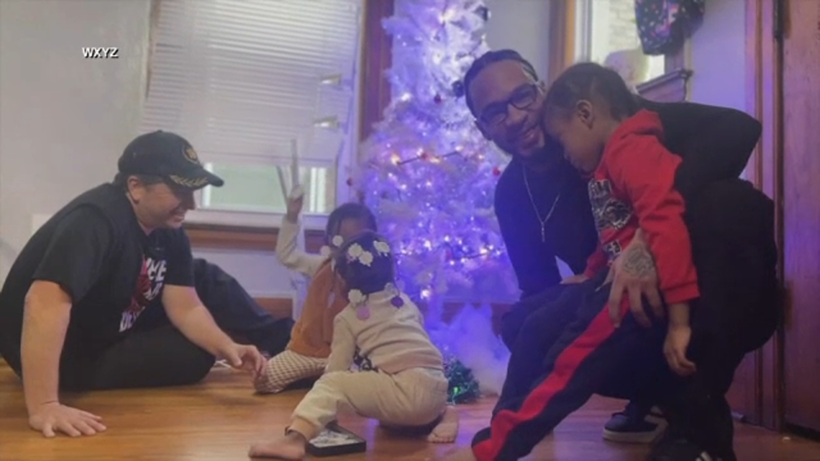 Neighbor's TikTok brings avalanche of holiday support for Detroit family - ABC7 New York