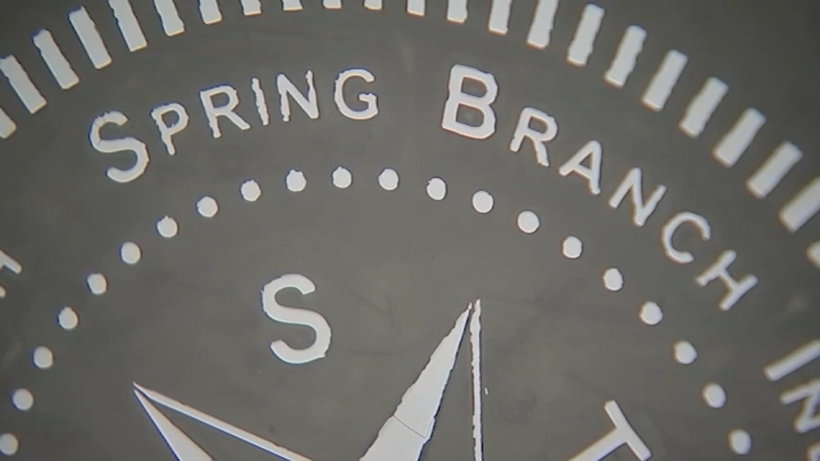 Spring Branch ISD board meeting: Trustees vote to close 2 schools and ...