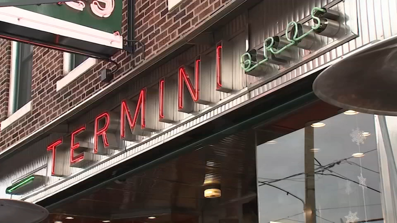 Lines form outside Termini Bros Bakery in Philadelphia for Christmas ...